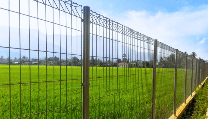 BRC Fence | Roll Top Fence Factory Solution